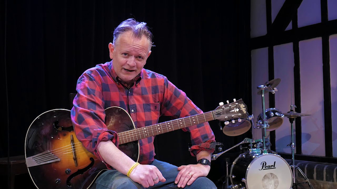 Duncan Wisbey - Midlife Cowboy - YouTube