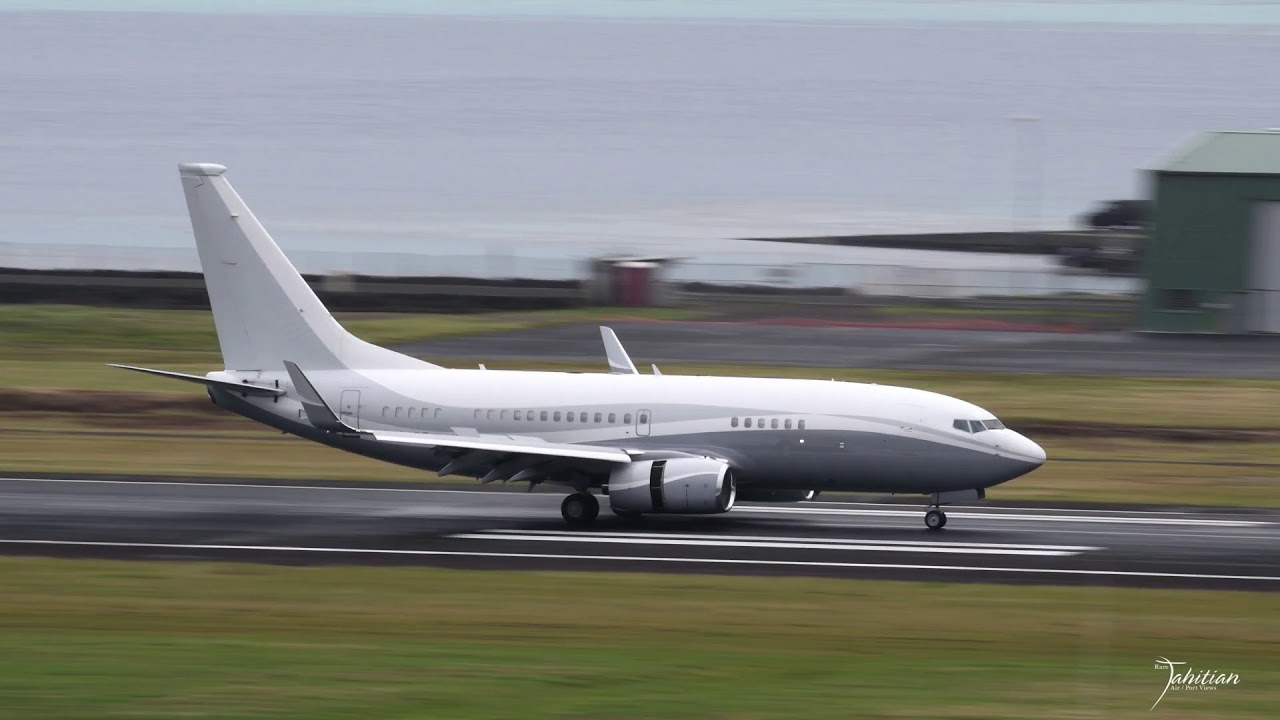 Silver Air's Boeing 737 BBJ reg N834BZ was in Tahiti- - YouTube