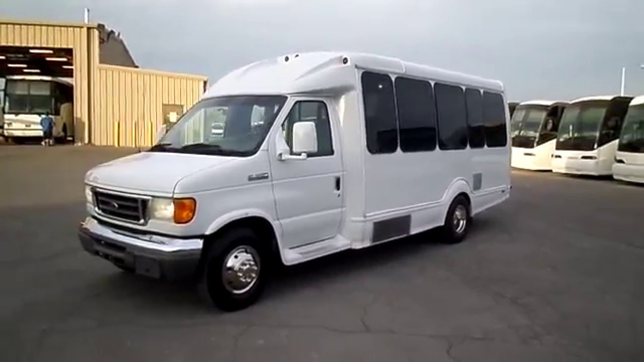 Used Bus For Sale - 2006 Starcraft Starquest Shuttle Bus S24461 - YouTube