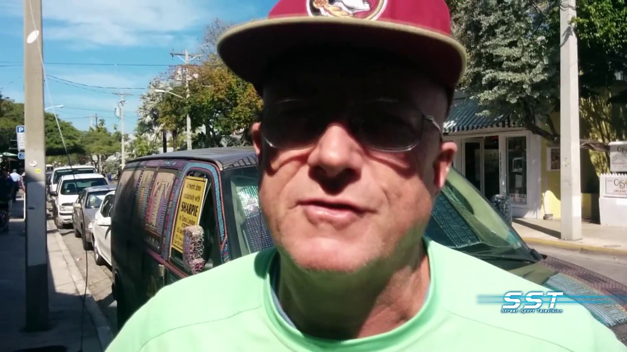 Daniel Linehan and his Unique Sharpie Van - YouTube