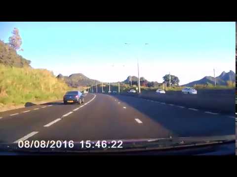 Going up the Verdun Hill on M3 Motorway in Mauritius - YouTube
