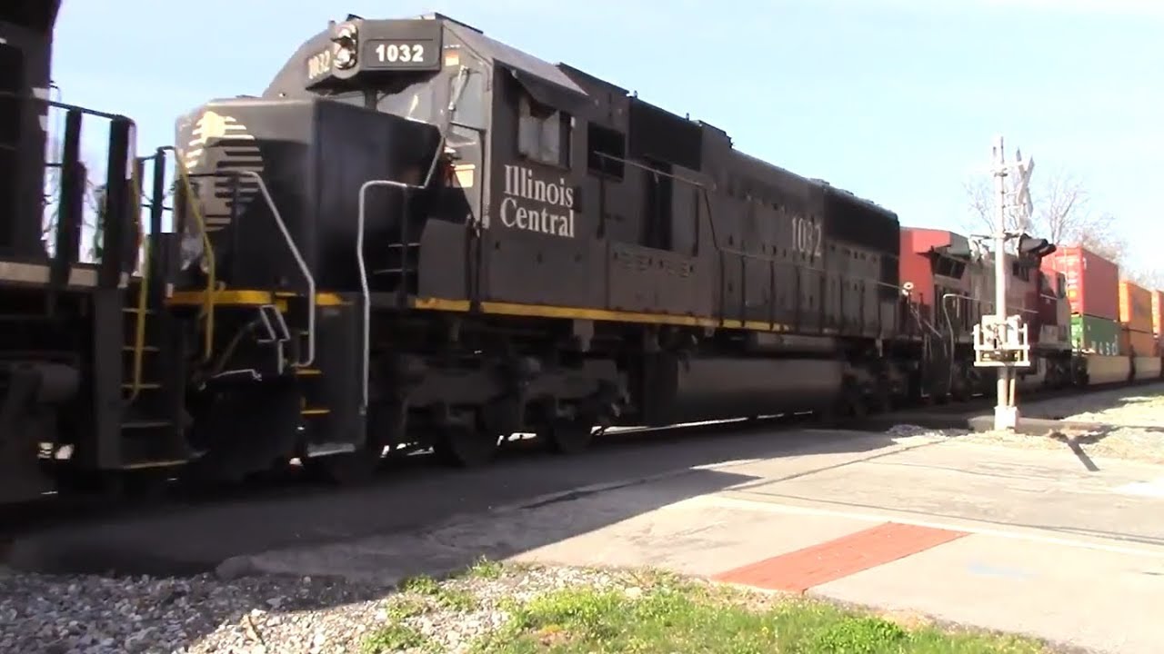 NS 3633, IC 1032, and CP 9658 in Delphi, Indiana - YouTube
