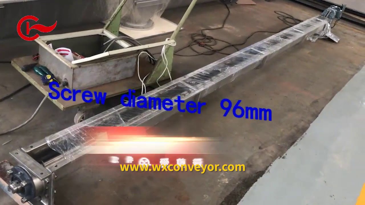 Small screw conveyor transport rubber particles - YouTube