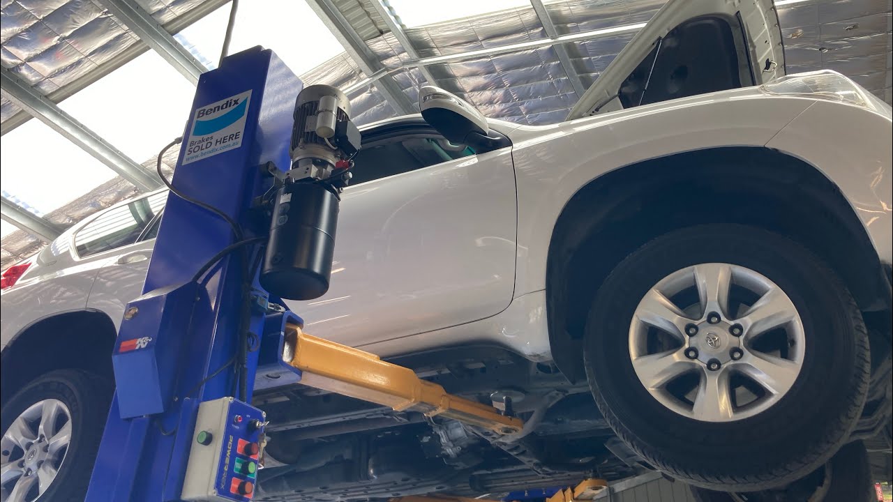 TOYOTA 180k & 14years BORING Toyota VIDEOS nothing to FIX 🤷‍♂️ ...