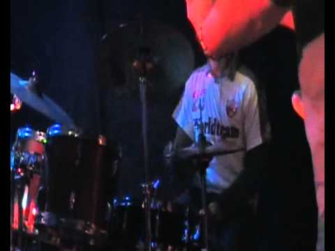 Groove Licious live with Rapper (( Black )) .wmv - YouTube