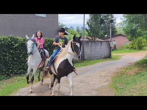 CRIANÇA ANDANDO DE CAVALO, EU E MARI ANDANDO JUNTOS COM NOSSOS MANGALARGA MARCHADOR.