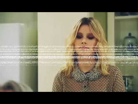 Ámbar Smith- Human.