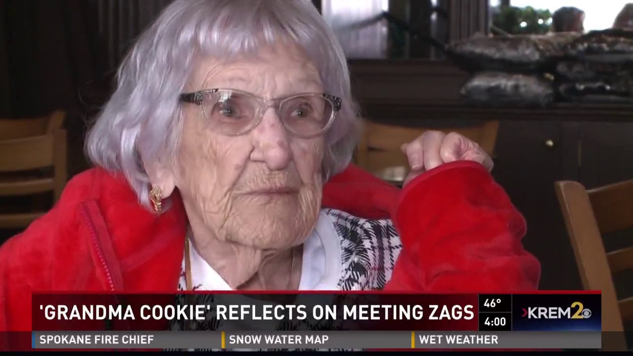 'Grandma Cookie' reflects on meeting Zags - YouTube