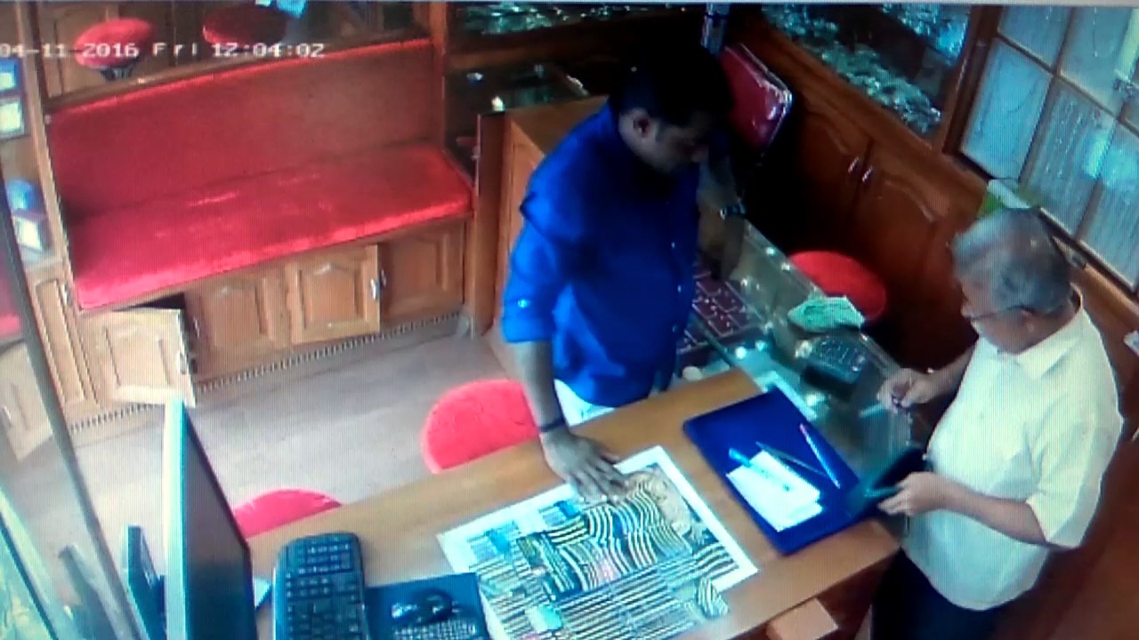 Theft in jewelry showroom Mangalore ARUN G SHET jewels and diamond ...