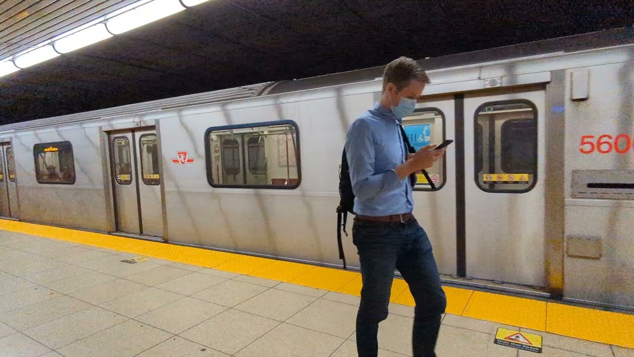 TTC St Clair-Yonge Subway Station Tour - YouTube