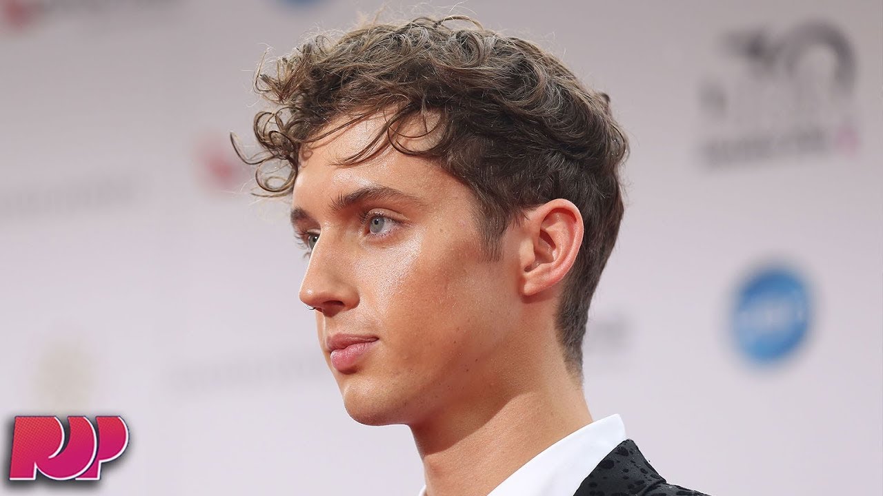 Troye Sivan Fans Are Angry He Threw Away Dead Flowers - YouTube