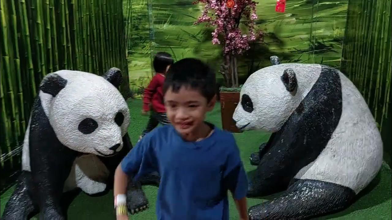 Raditya & Kirania | Taman Safari Cisarua Bogor - YouTube