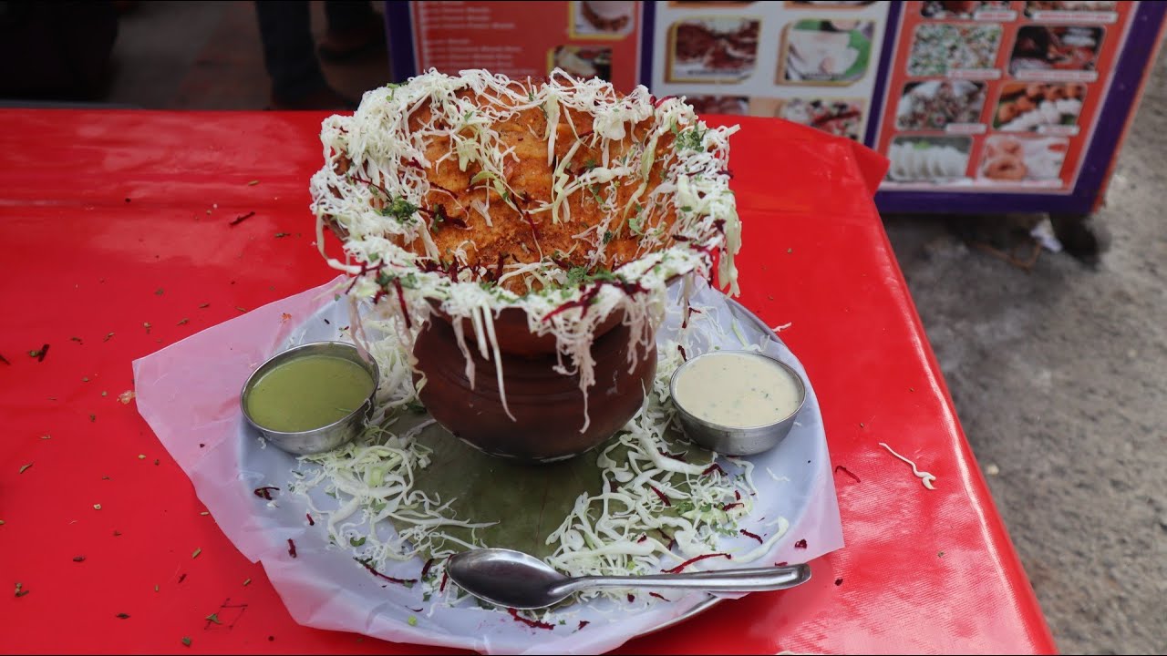 ASLI MATKA DOSA of Mumbai | Indian Street Food - YouTube