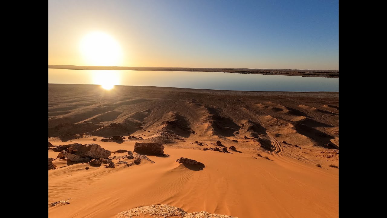 Lac de Hassi El Gara El Menia Algerie - YouTube