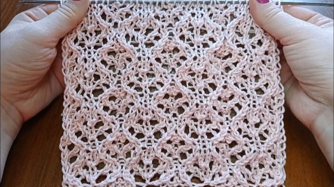 Очень нежный и красивый ажурный узор спицами + схема. Knitting a beautiful openwork pattern ...
