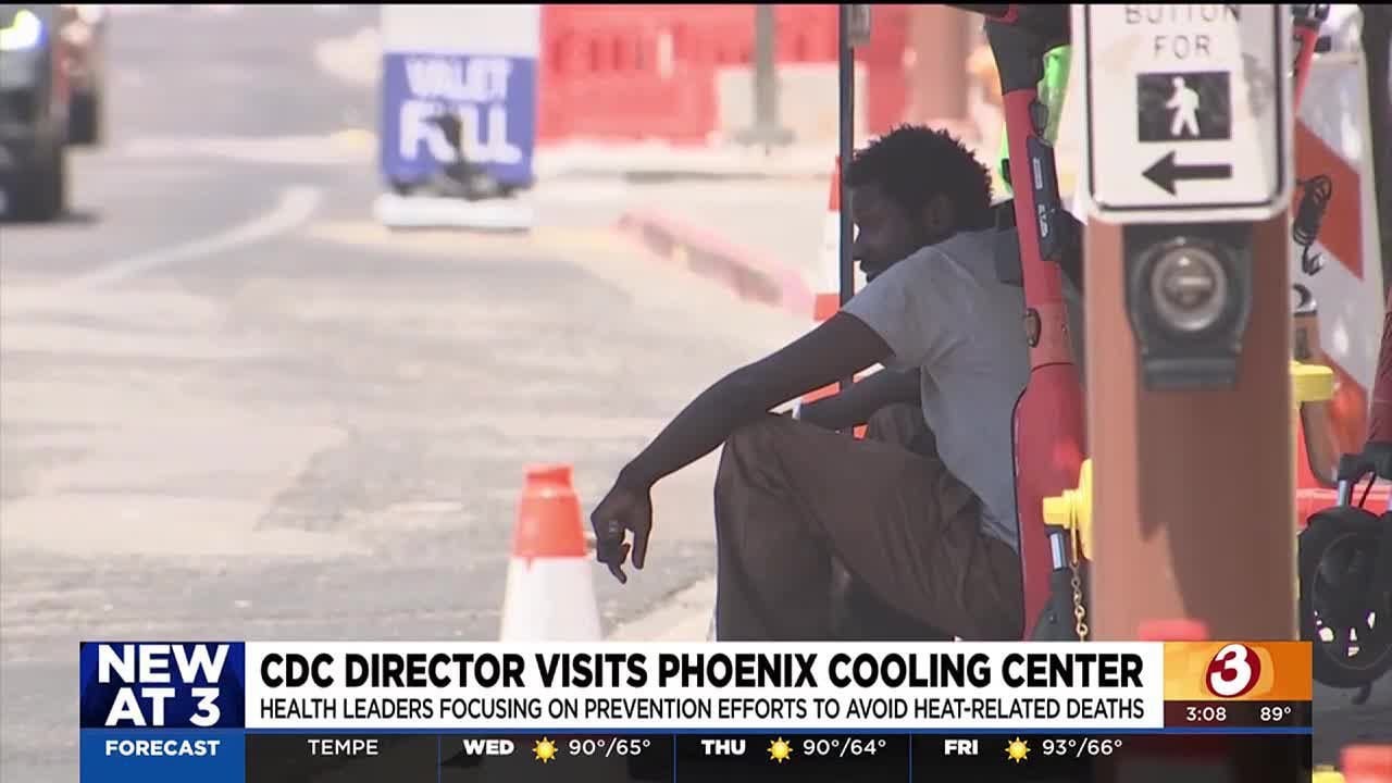 CDC director visits Phoenix cooling center - YouTube