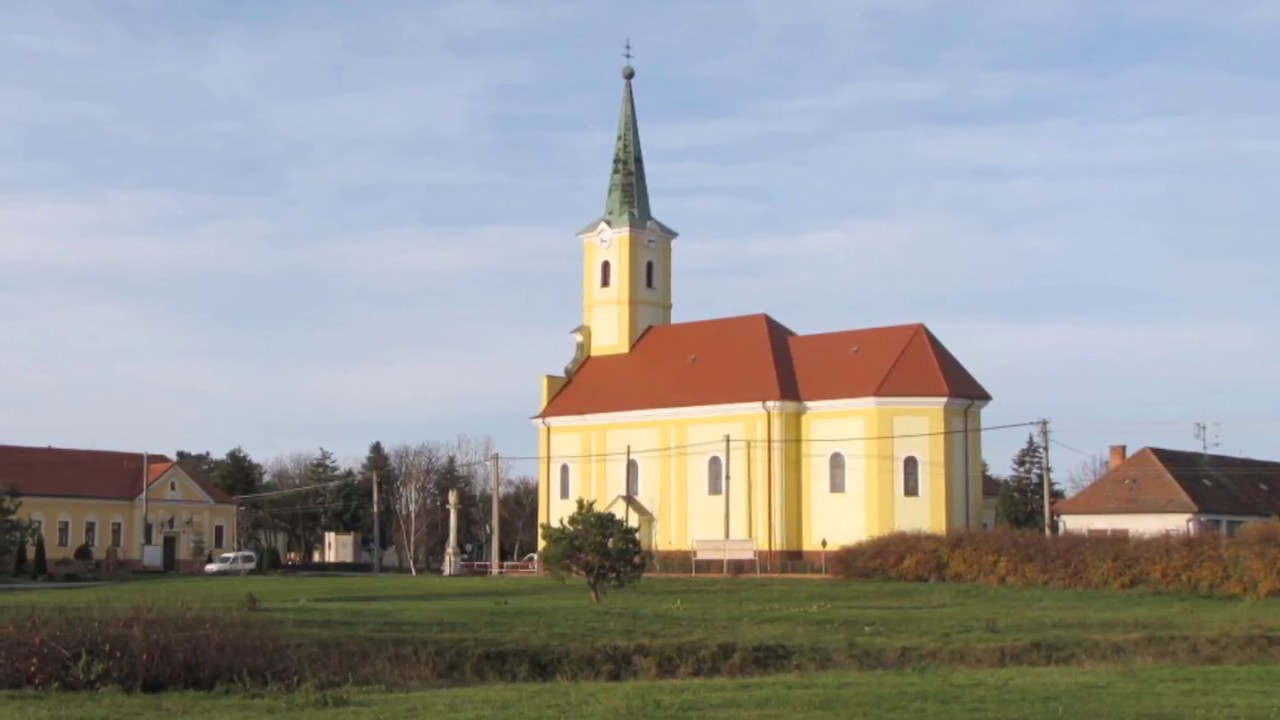 Felsőszeli róm. kat. templom 2010-es felvételeken - YouTube