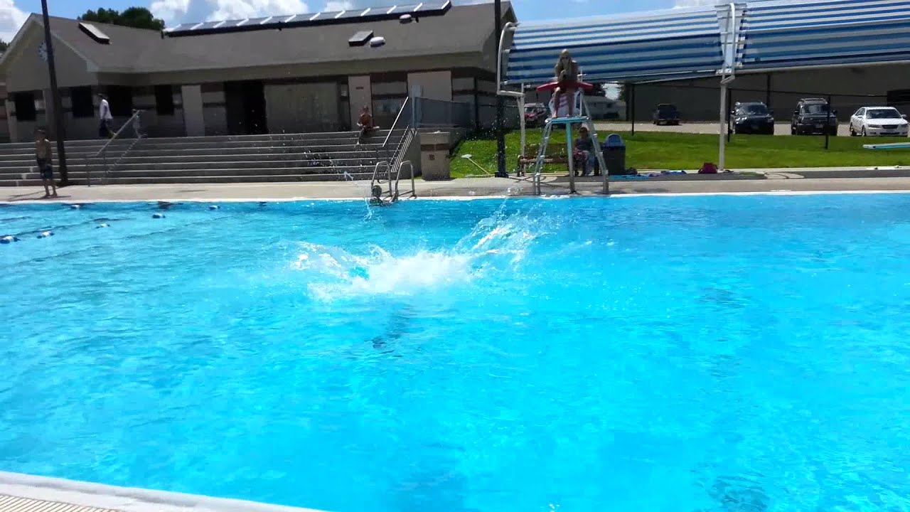 at the pool and epic fail - YouTube