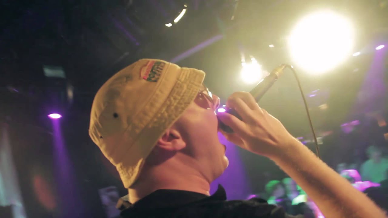 Barry Badpak - Potten (Official Video) - YouTube