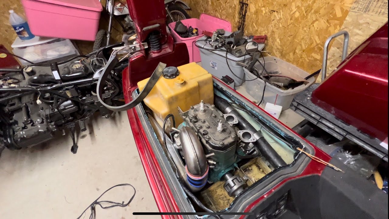 JS550 Engine Swapped 750! Engine is mounted in the JetSki!!! - YouTube