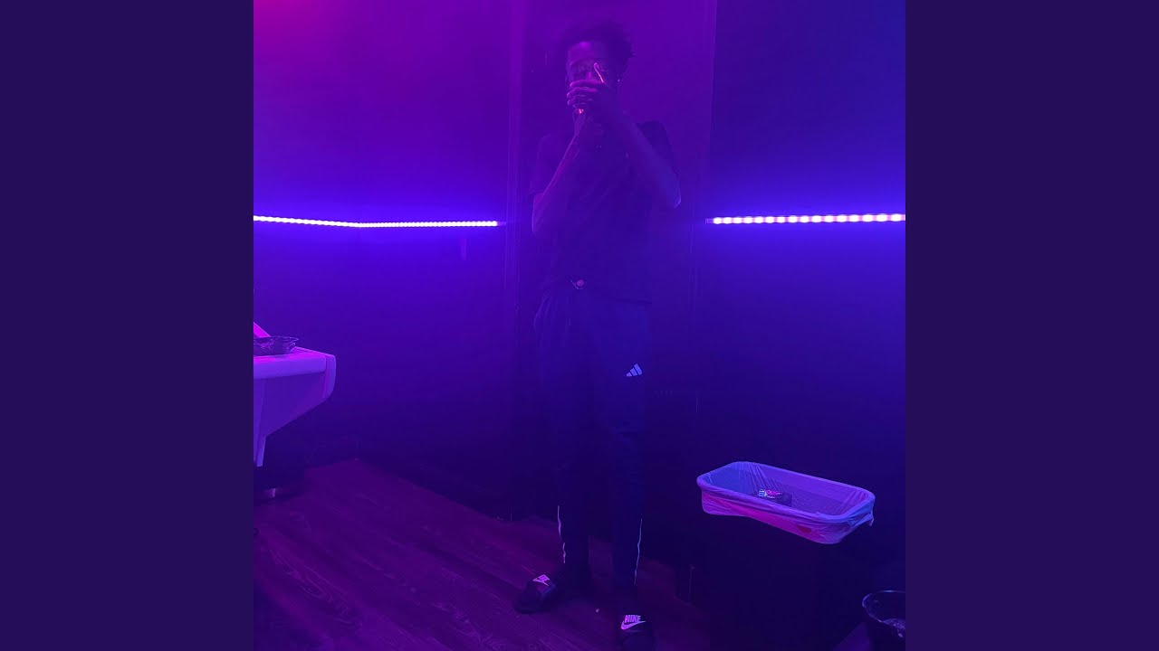 Freestyle (feat. Ocho) - YouTube