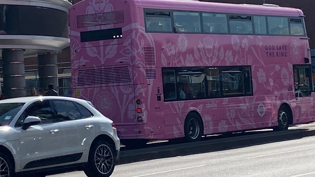 Wright StreetDeck Electroliner ABL (TF) 3006 - LV72 BYZ Route 111 ...