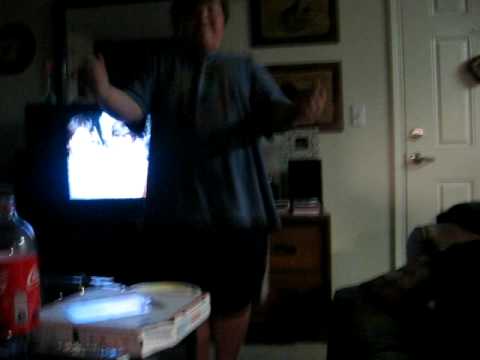 Connor farts while singing - YouTube