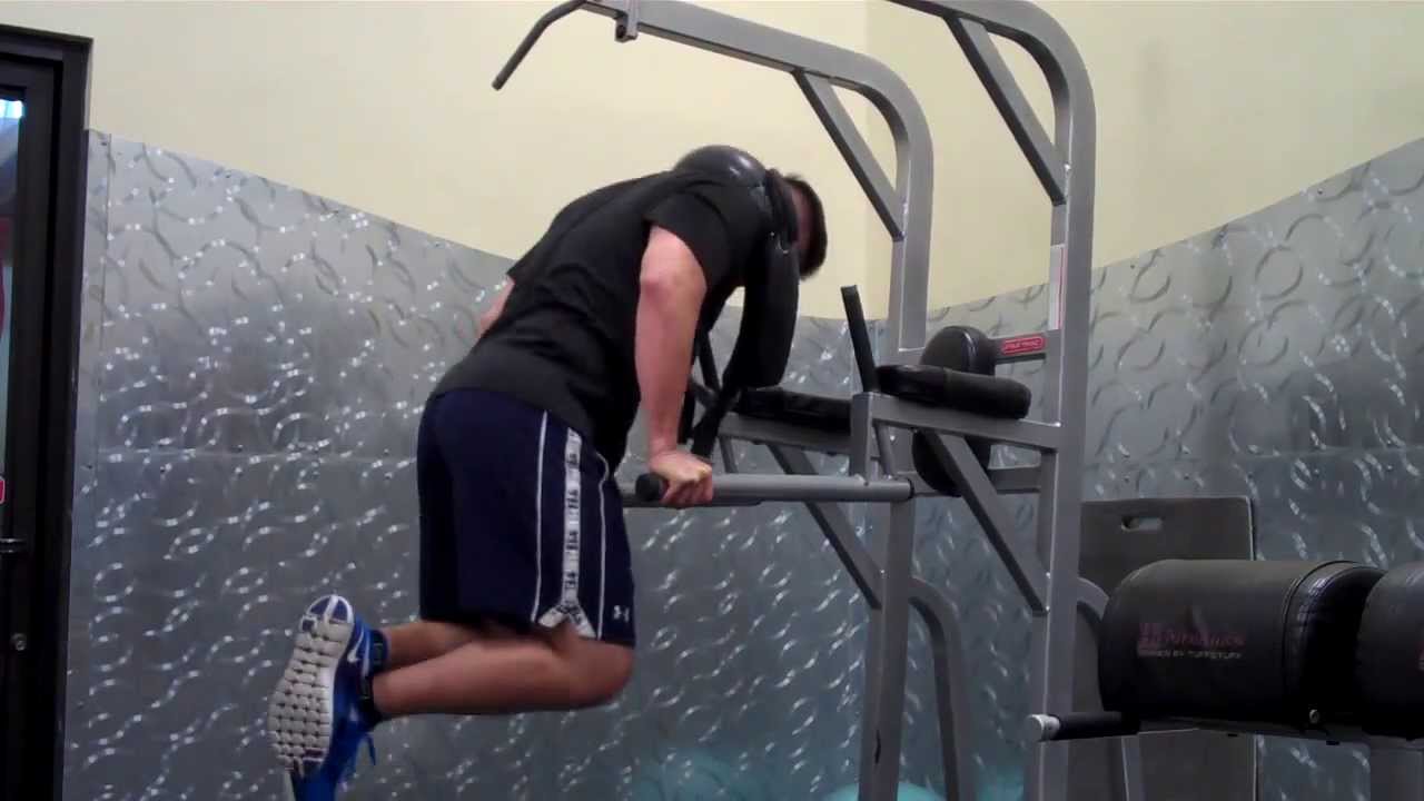 30lb Bulgarian Bag Pull Ups & Dips - YouTube