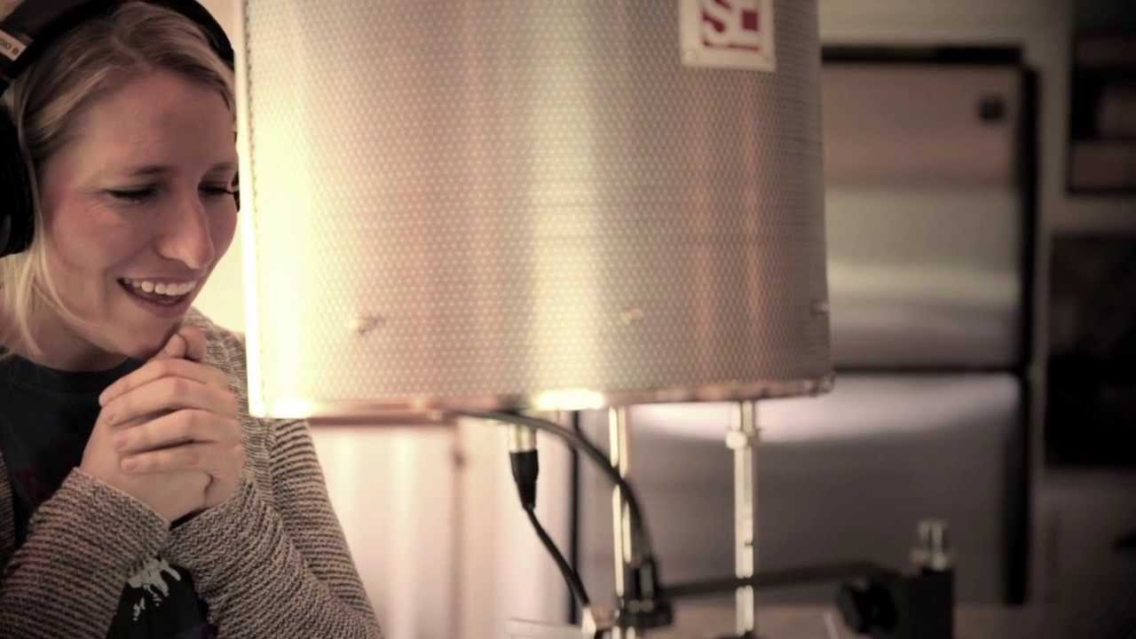 "I Can Just Be Me" - In The Studio Chat With Producer Ed Cash - YouTube