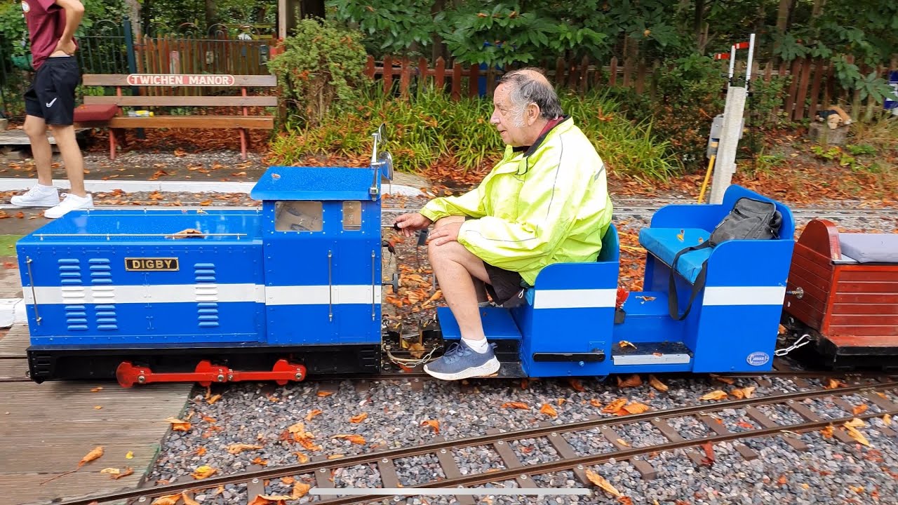 Mizens Railway (Woking Miniature Railway Society) - Lap of Suburban ...