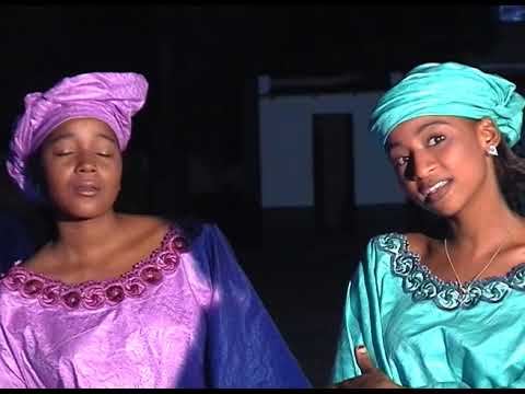YAN MATA DA SAMARI Hausa Song - YouTube