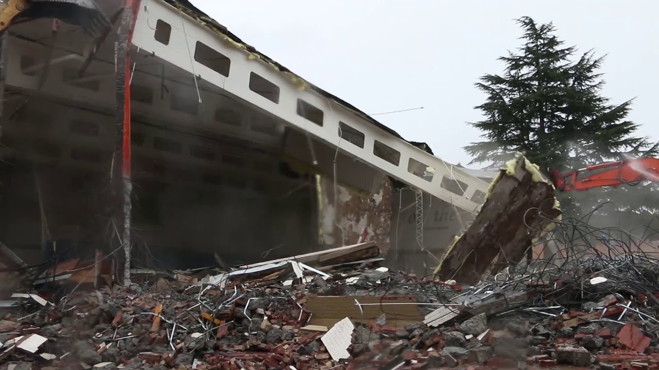 Grant Gym Demolition Nov 2017 - YouTube