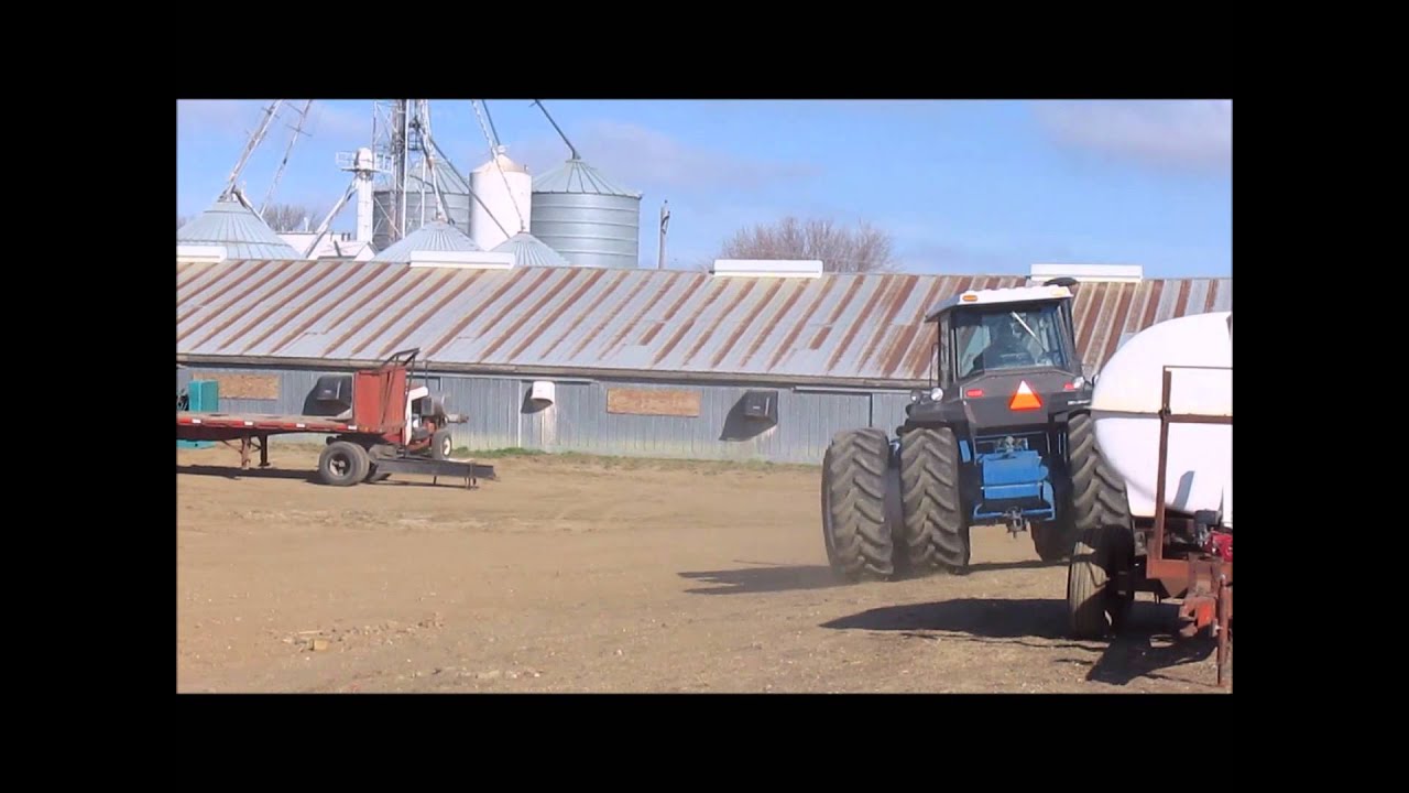 1993 Ford 946 Versatile 4WD tractor for sale | sold at auction May 14 ...