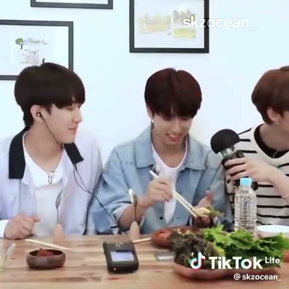 SLAY #skz #straykids #kpopedit #kpop #edit @livelaughloveskz - YouTube