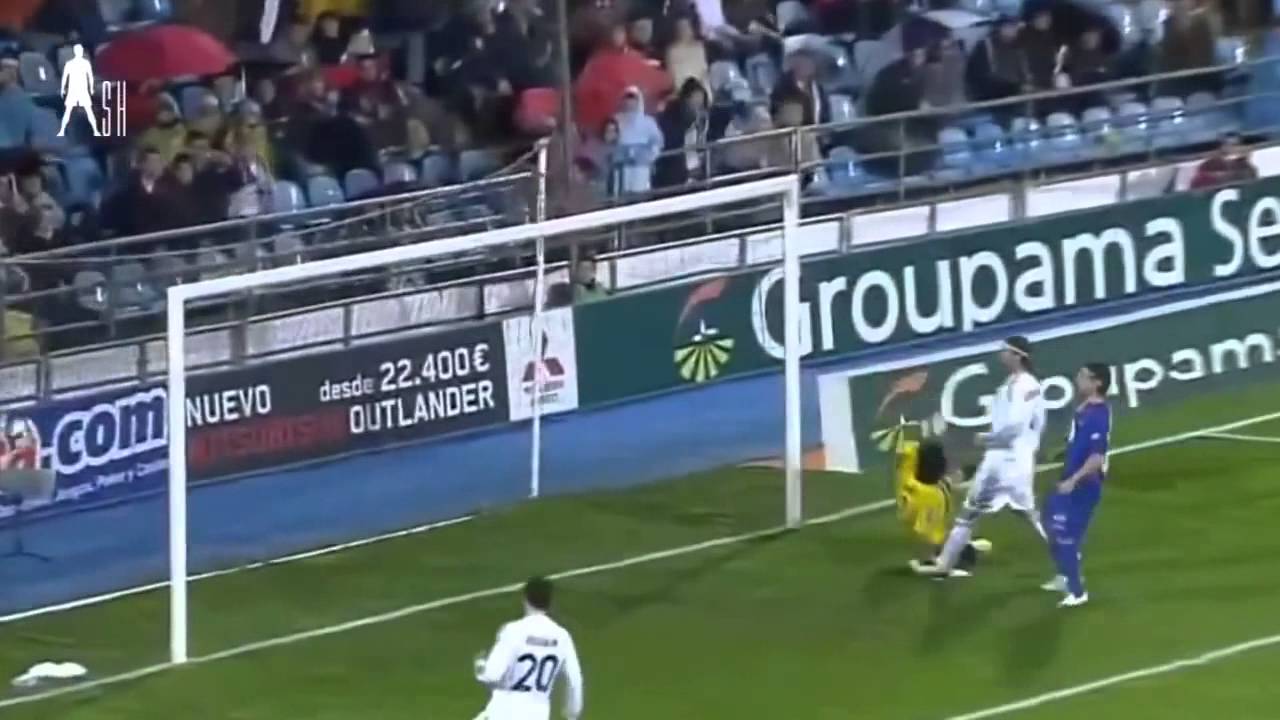 Cristiano Ronaldo Unstoppable Runs HD - YouTube