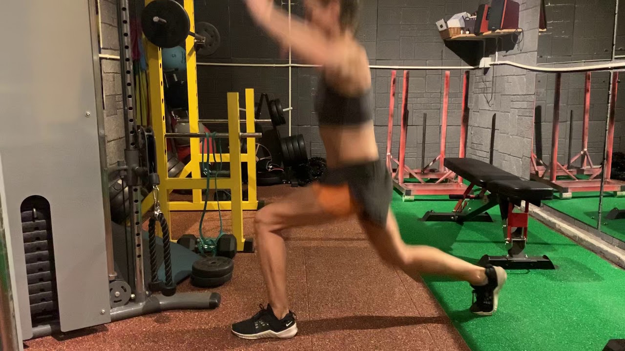 Jump Split Squats - YouTube