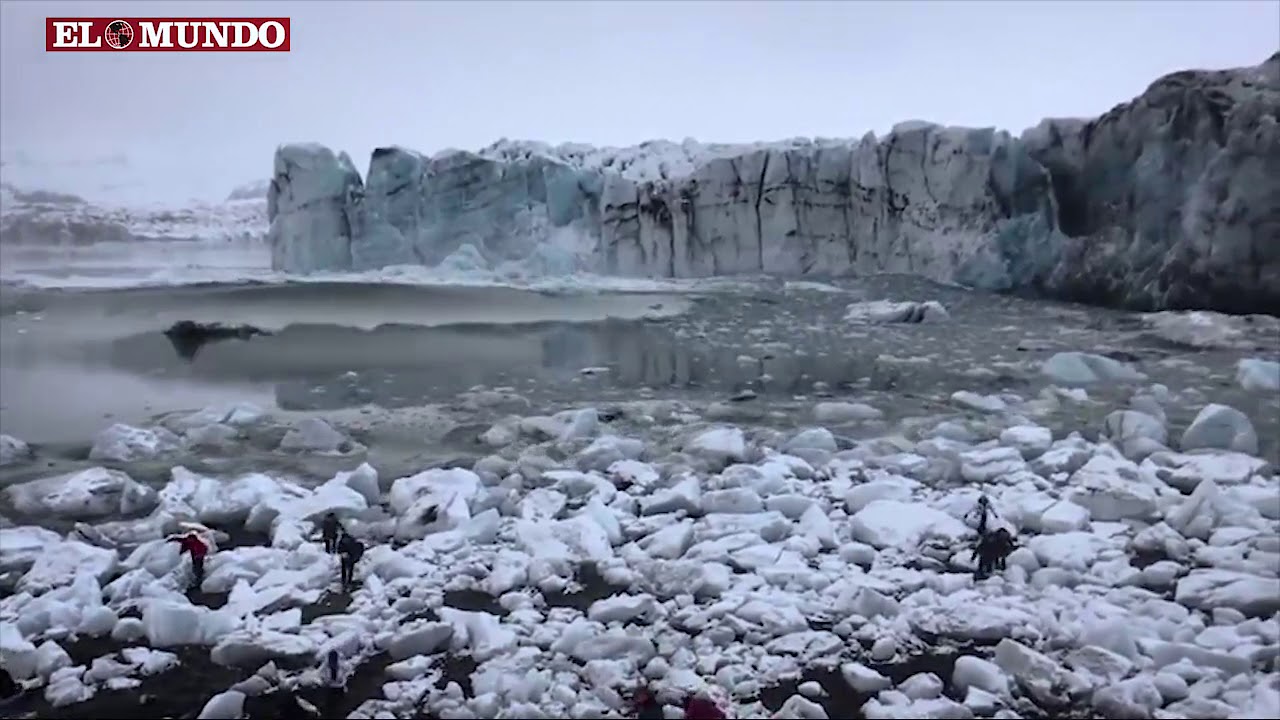 Colapso de un enorme glaciar en Islandia - YouTube