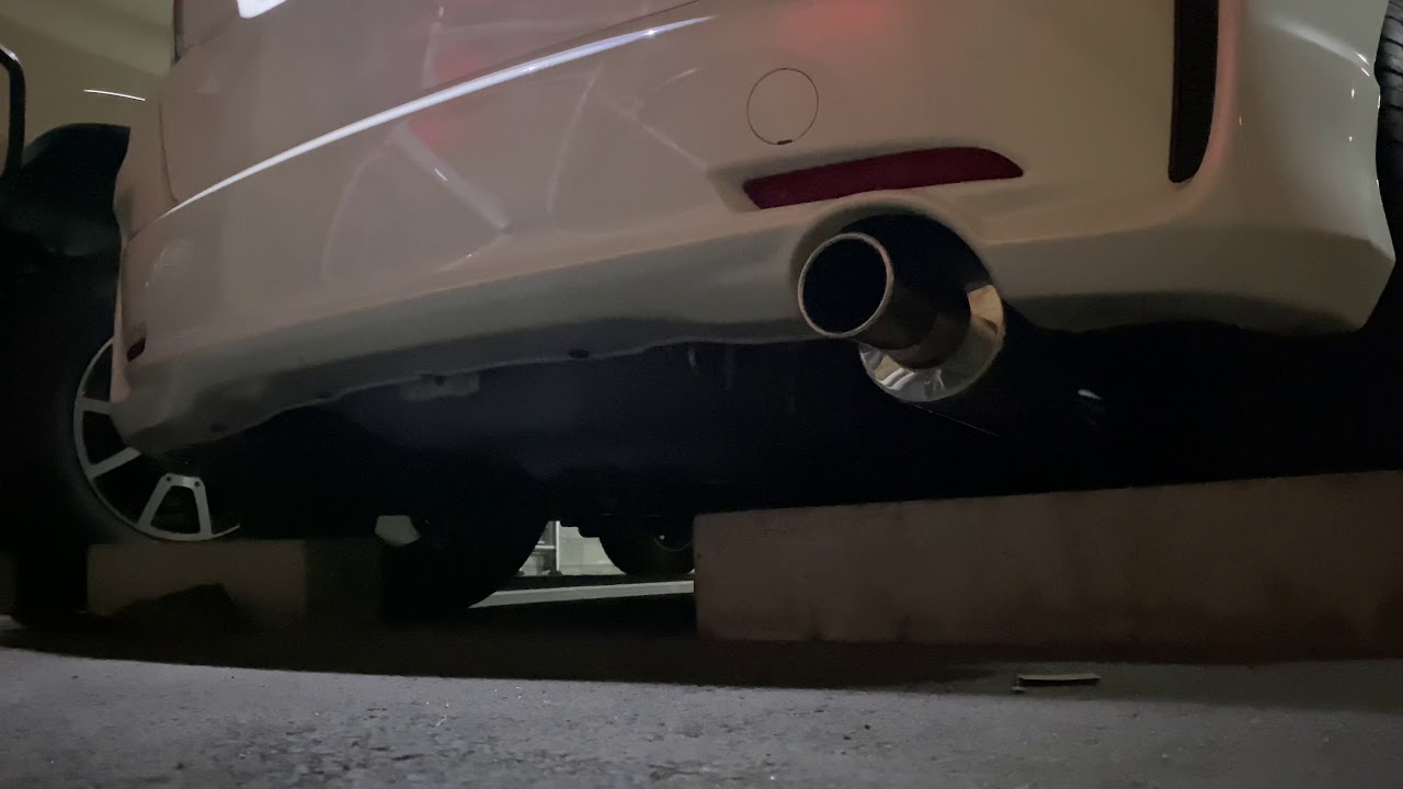 フィットRS GE8 後期 SPOON N1 マフラーサウンド - YouTube