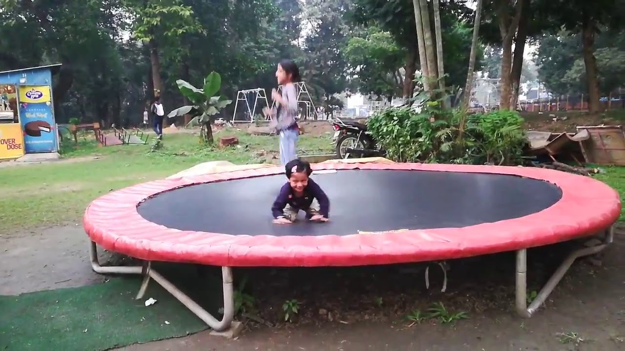 Piku @Jubilee Park(2) - YouTube