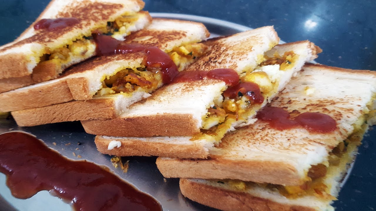 Bread paneer cheese sandwich | cheese garlic bread recipe - YouTube