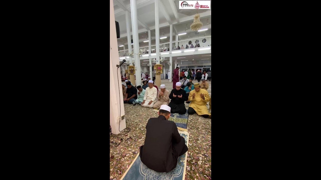 (🔴LIVE) Qiyam Ramadhan @ Masjid Alwi, Perlis - YouTube