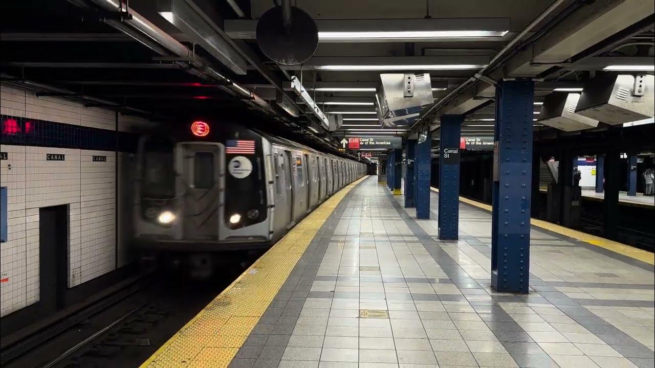 World Trade Center bound R160A/R160B E train @ Canal Street - YouTube
