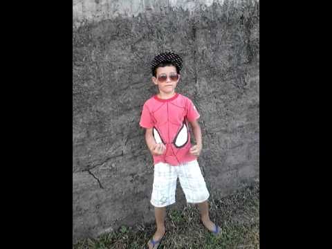 Davi dançando parara-tibum