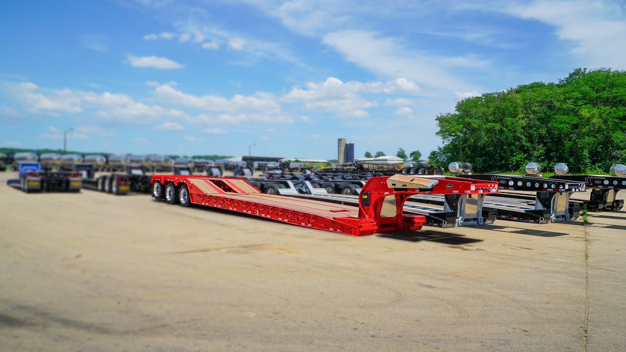 Etnyre Blackhawk® Lowboy Trailer Showcase - YouTube
