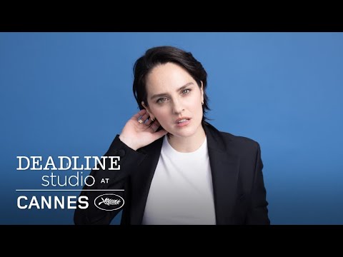 Noémie Merlant Talks Devouring 10 Magnums For ‘Roma Elastica’ Opposite Marion Cotillard