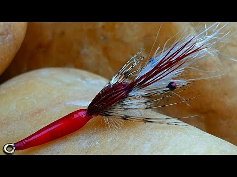Baby Crayfish.Fly Tying a Baby Crayfish - YouTube