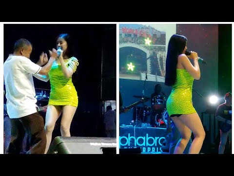 Fany Soraya nyanyi ditemani Simbah - Teteg Ati