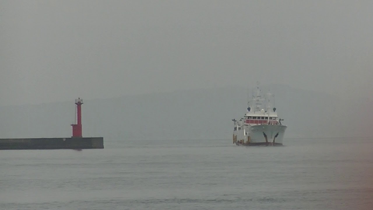 5月12日 第35長久丸(chokyu maru )の入港接岸 - YouTube