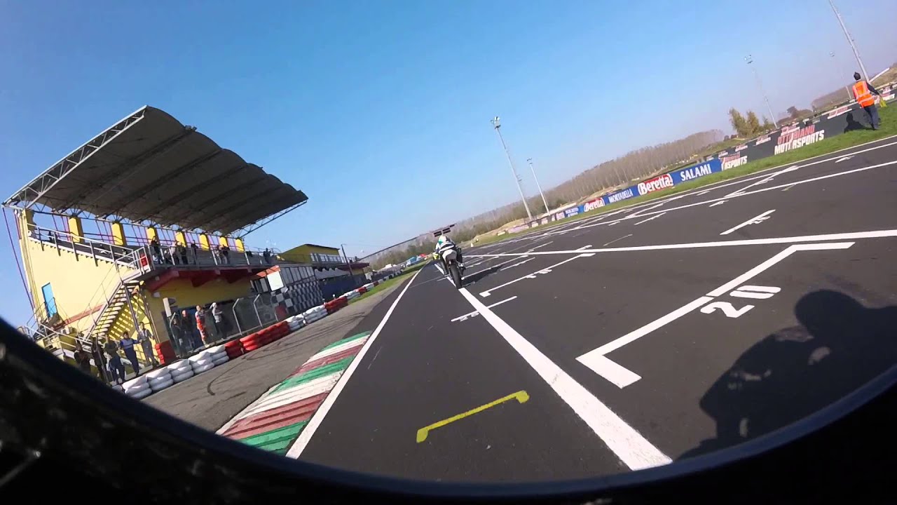 Yamaha TZR 125 4HX full stock on Ottobiano track - YouTube
