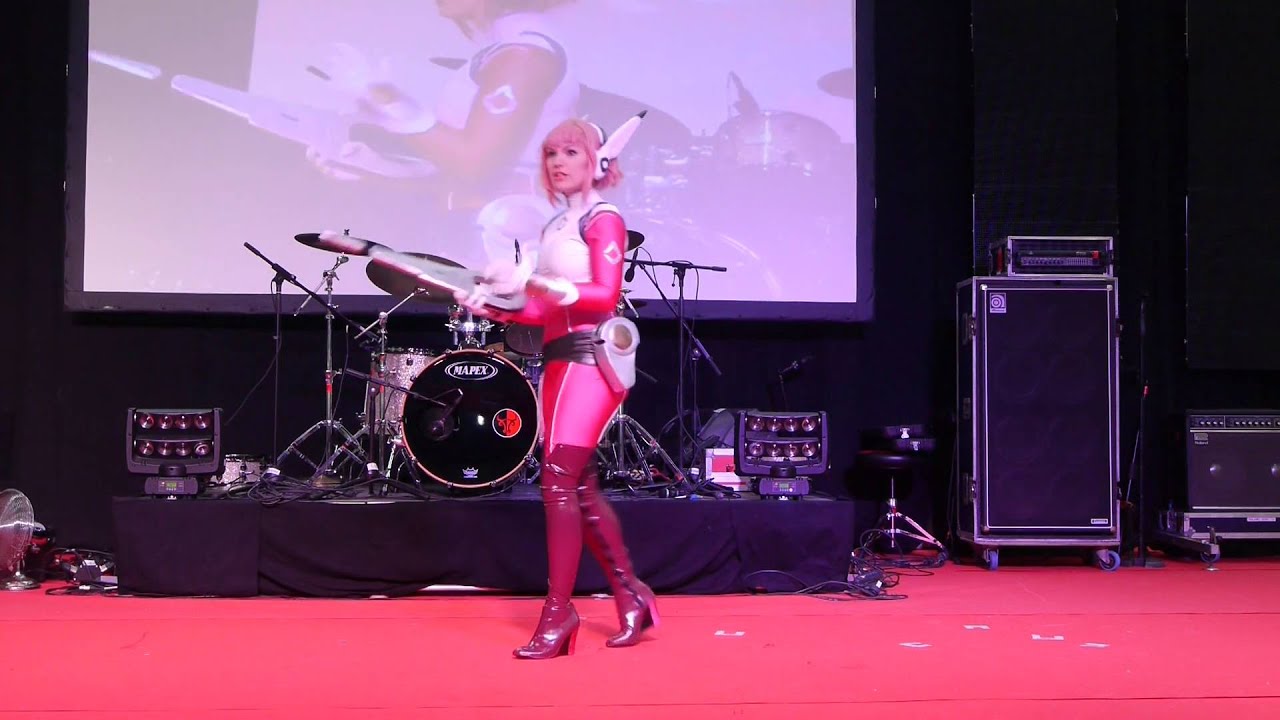Toulouse Game Show 2015 - Cosplay Solo - 09 - Gundam Reconguista in G ...